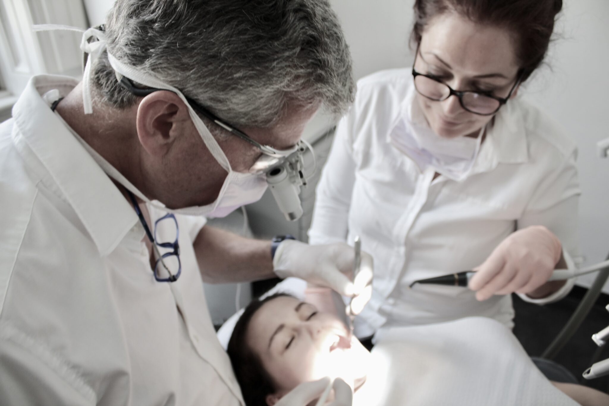 Mundhygiene Wien Online Termin - Zahnarzt Wien | Dr. Georg F. Piehslinger